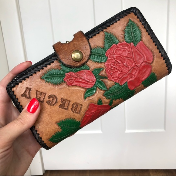 Bags | Vintage 7s Hand Tooled Floral Rose Leather Kiss Lock Wallet ...